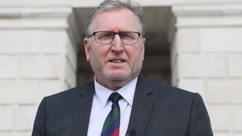 UUP leader branded "dictatorial" over West Tyrone selection row - BBC News