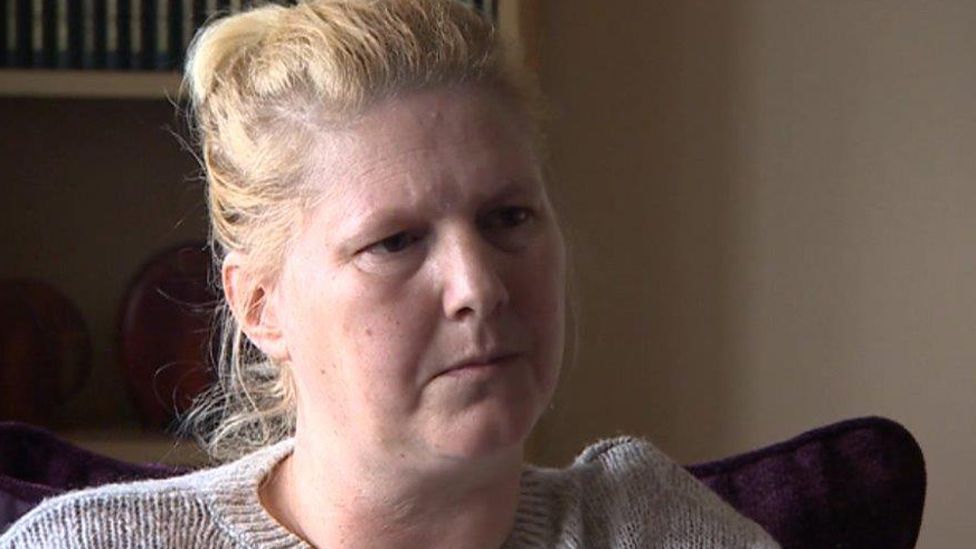 Pryder Samariaid Cymru am effaith gwahardd disgyblion - BBC Cymru Fyw