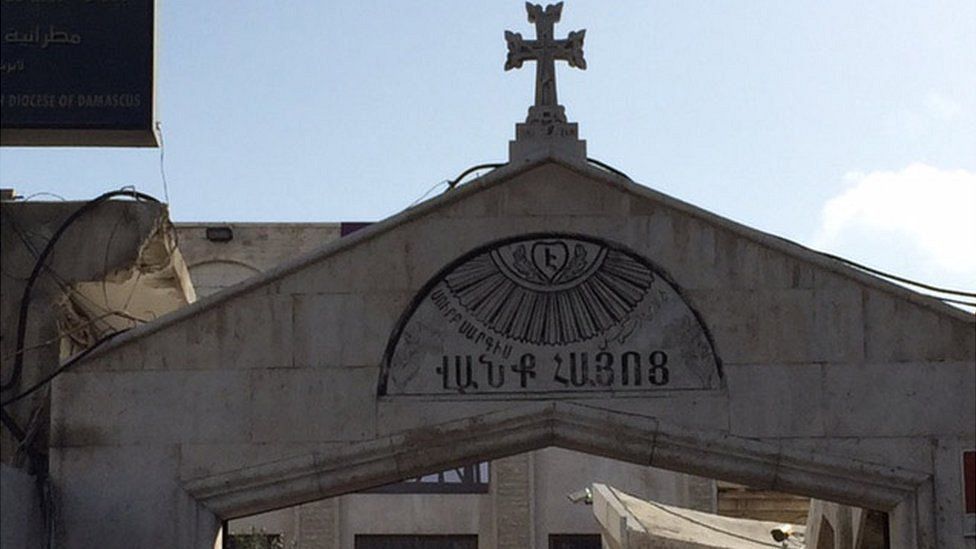 Syria's Armenians look to ancient homeland for safety - BBC News