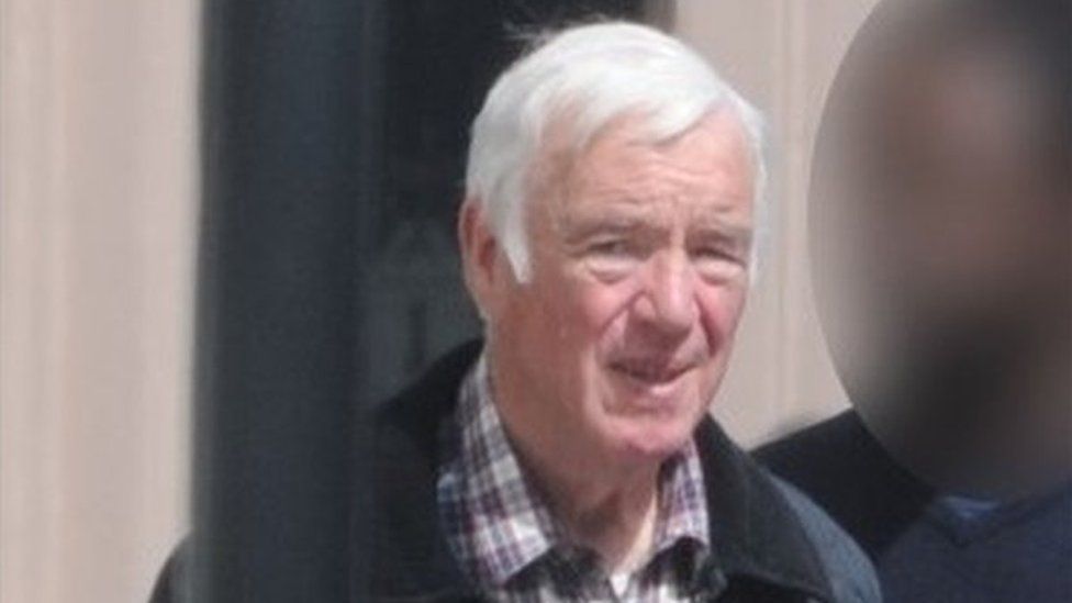 Hatton Garden raid leader Brian Reader may have 'months to live' - BBC News