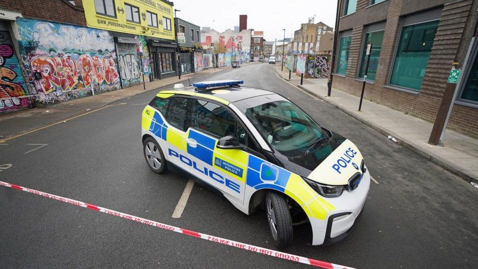 Trei Daley named as Hackney Wick stabbing victim - BBC News