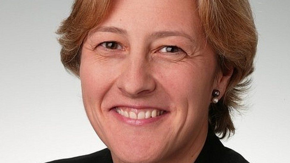 Pickles and Lilley among former Tory ministers to get peerages - BBC News