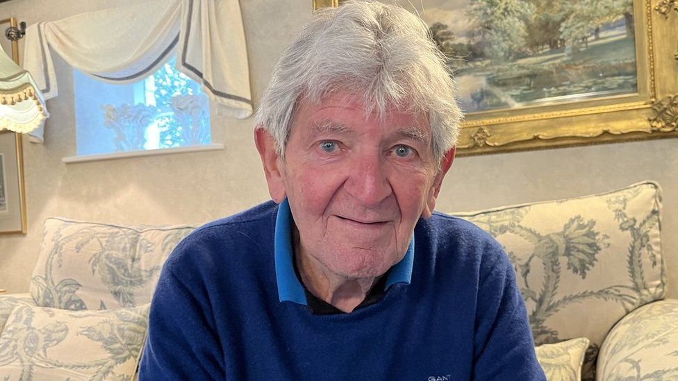 Life-saving aid during Guernsey's Occupation remembered - BBC News