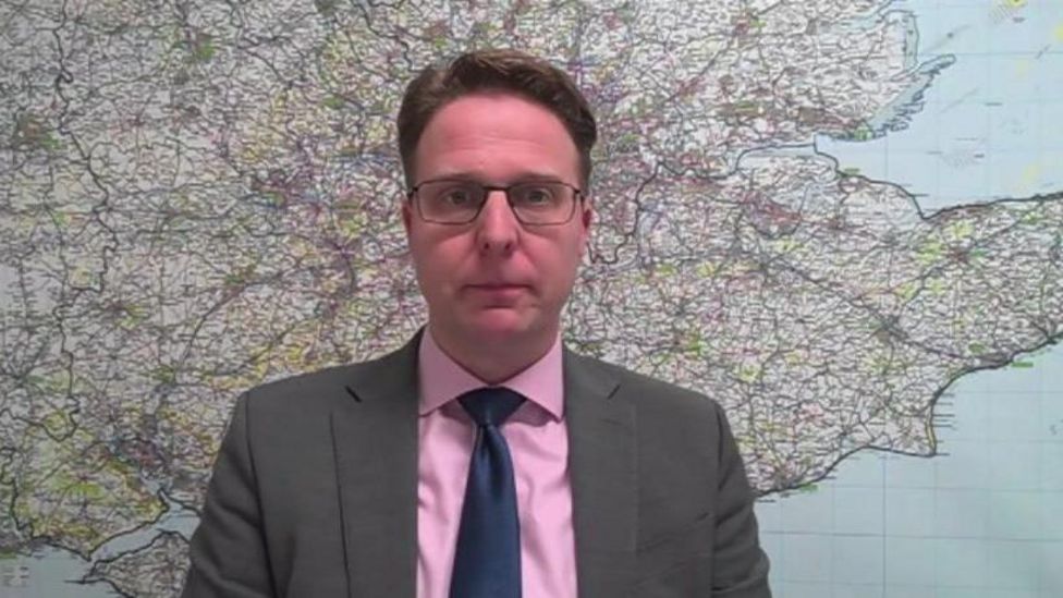 Ofsted plea to get children back in school in south-east England - BBC News