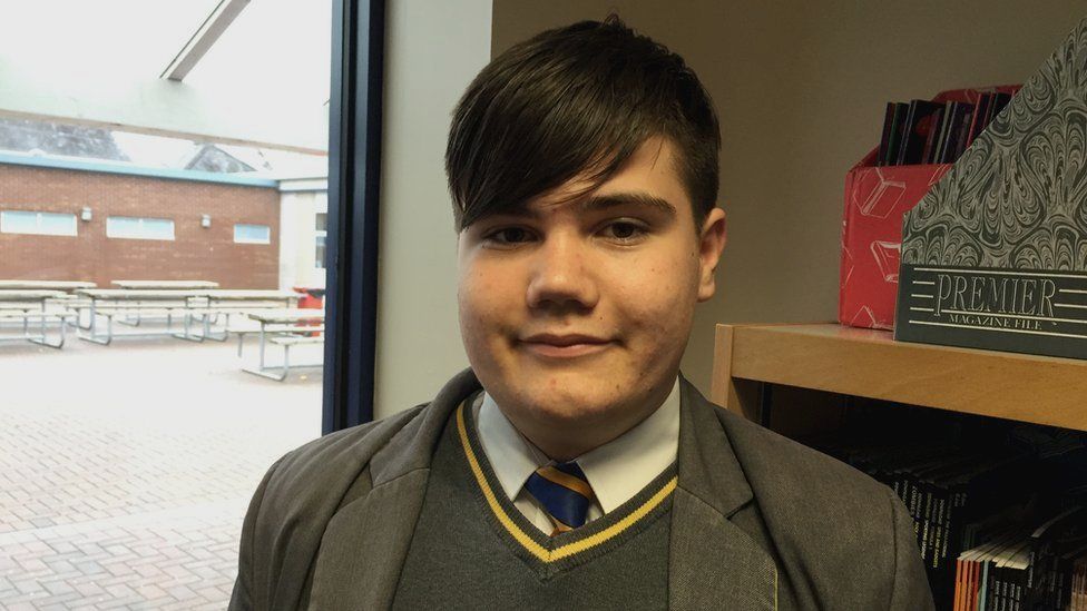 Helping teenagers beat the blues - BBC News