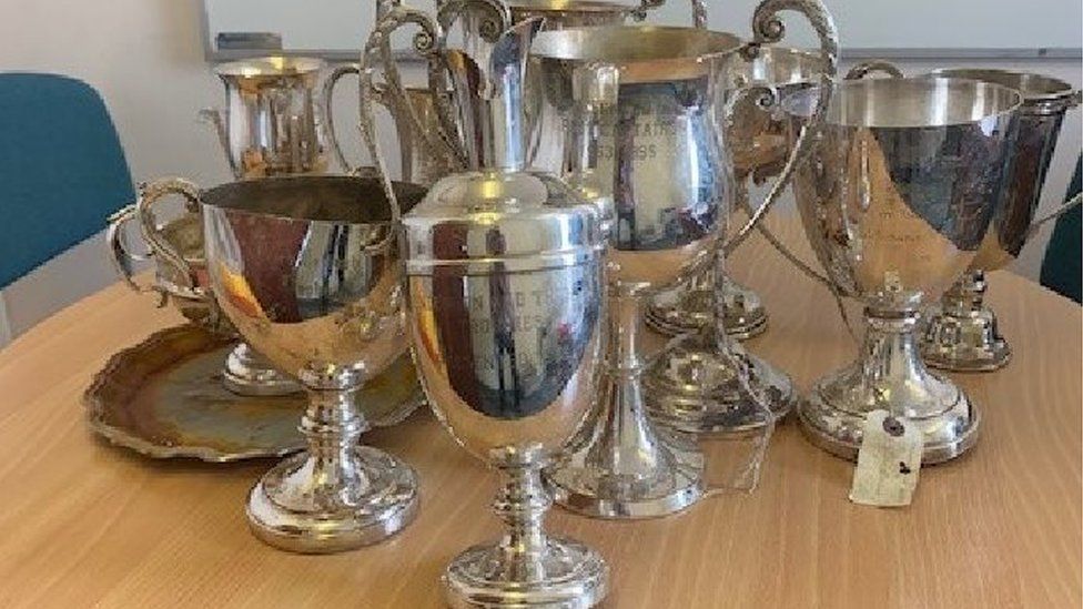 Stolen Chester-le-Street golf trophies found in river - BBC News