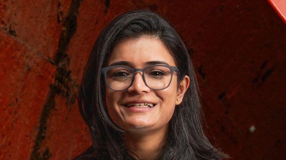 Bristol-based fashion designer creating clothes for outer space - BBC News