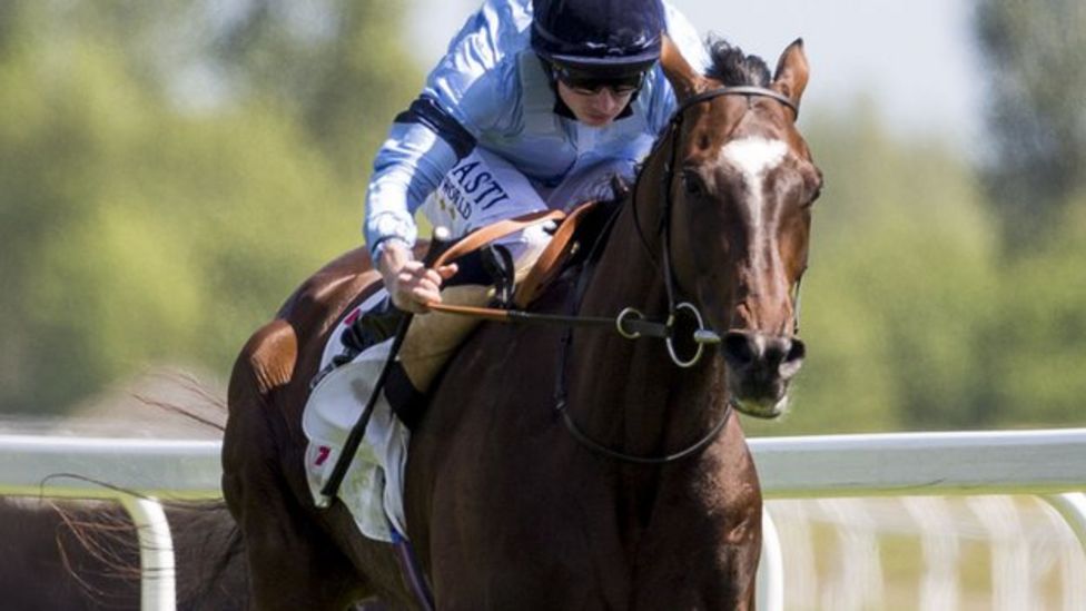 Reading: Striker Rowan Liburd signs development contract - BBC Sport