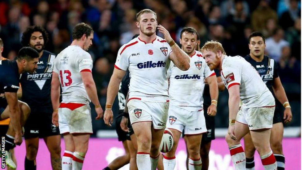 Tom Burgess: England rugby league star has New York Giants trial - BBC ...