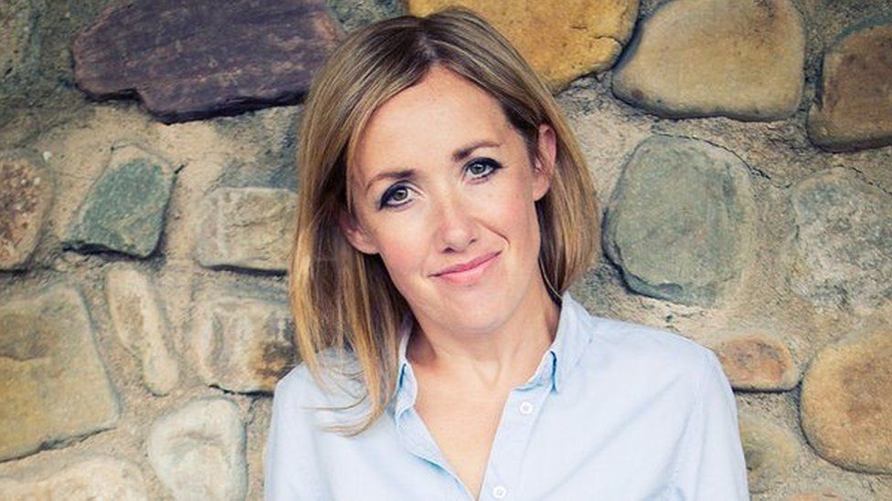 Ateb y Galw: Dot Davies - BBC Cymru Fyw