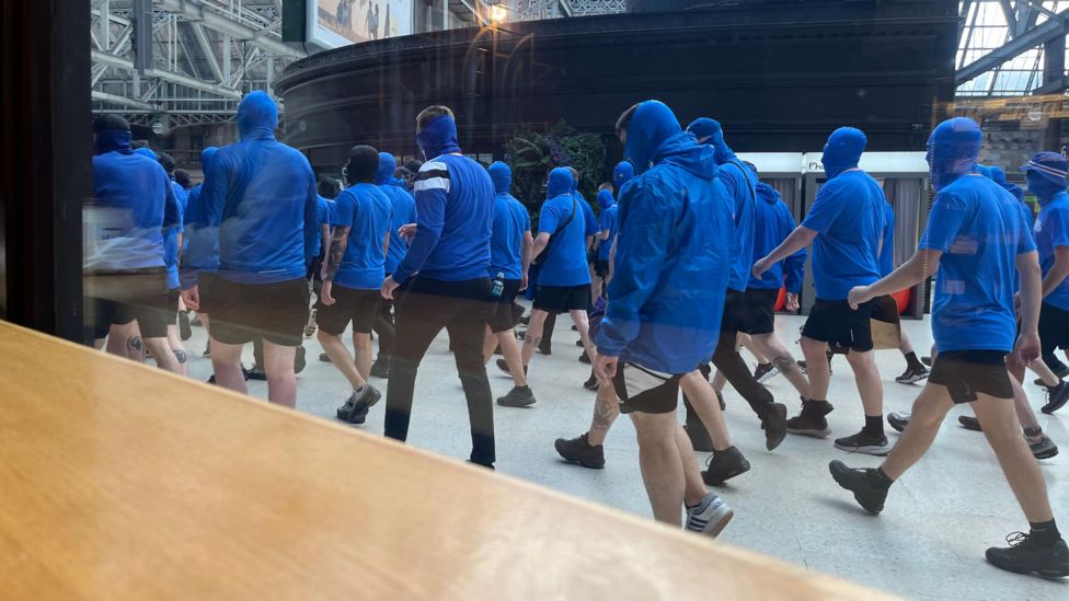 Police move Rangers fans away from Trongate ahead of Celtic march - BBC ...