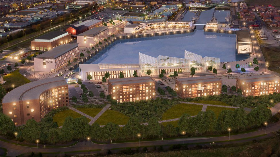 Fleetwood Quays regeneration targets Chinese tourists - BBC News