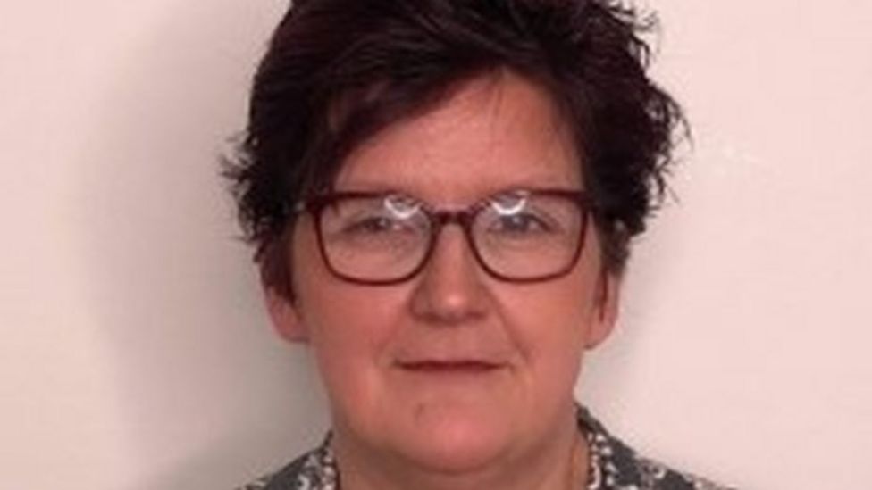 Energy efficiency schemes given £3.5m - BBC News