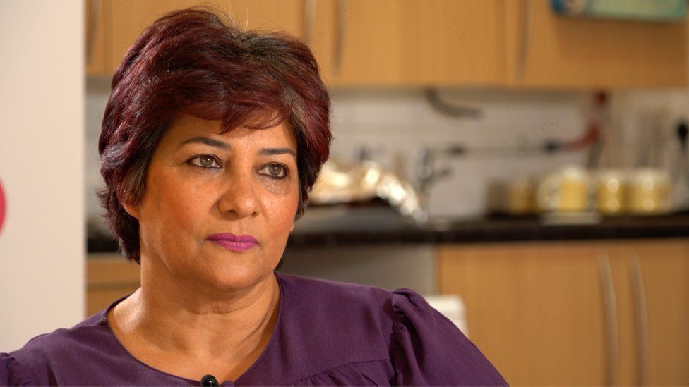 Covid: Care home deaths 'like losing family', say staff - BBC News