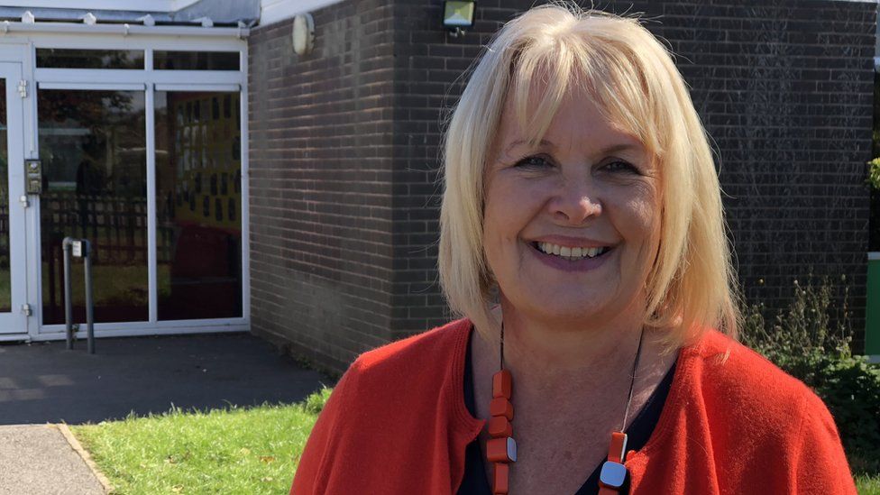 Stranger Danger: Still the right message for children? - BBC News