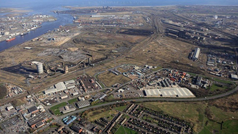 Redcar blast furnace demolition gets under way - BBC News