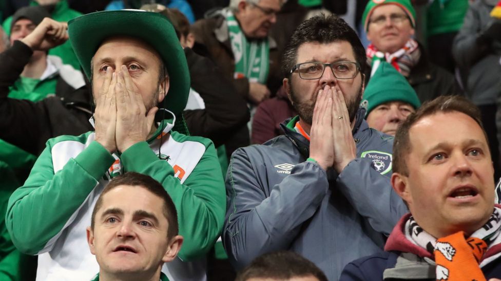 Irish rail strikes suspended by unions - BBC News