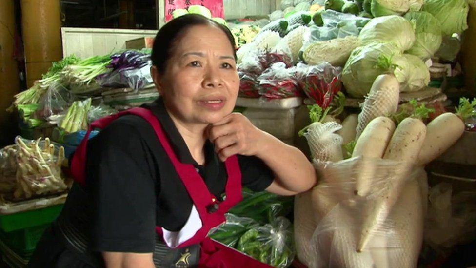 Nine people who have made amazing charitable donations - BBC Newsround