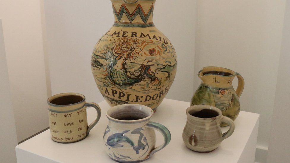 Grandson of potter Bernard Leach hopes to inspire youngsters - BBC News