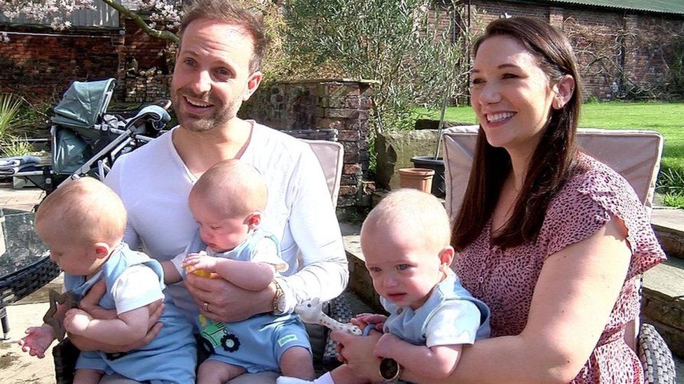 Instagram is a lifeline, Frodsham mum of triplets says - BBC News