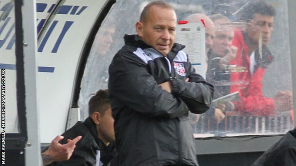 Bromley part company with manager Mark Goldberg - BBC Sport