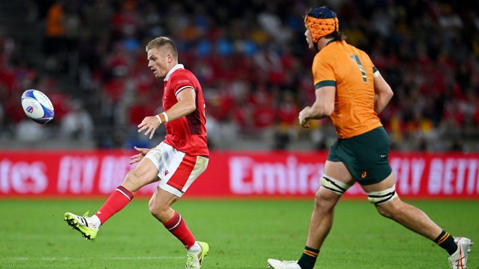 Hanes Cymru yng Nghwpan Rygbi'r Byd hyd yma - BBC Cymru Fyw