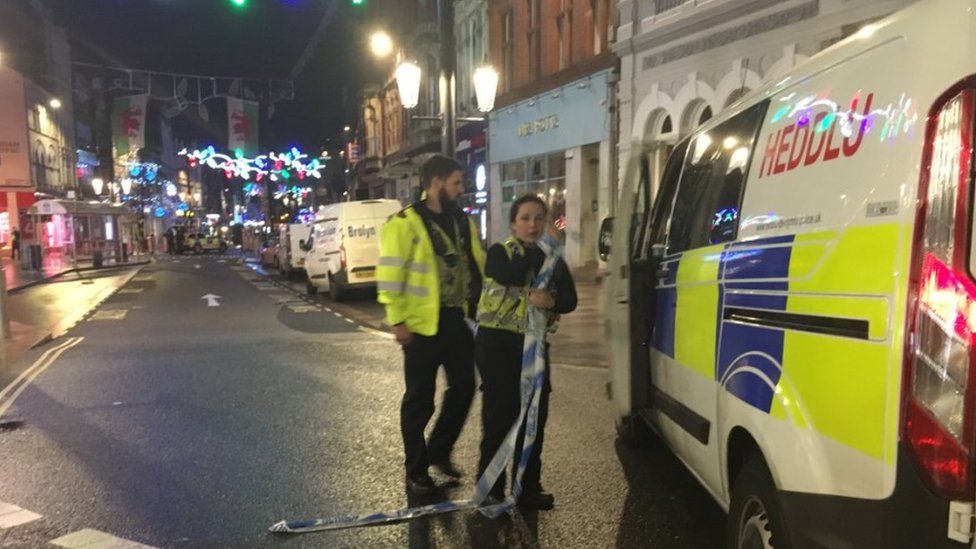 St Mary Street in Cardiff evacuation was 'a hoax', police say - BBC News