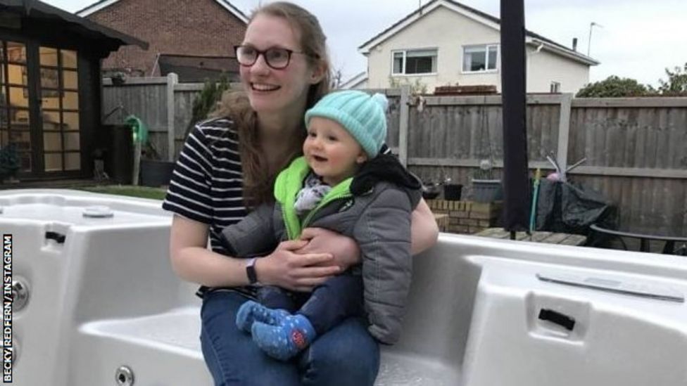 Para-swimming Worlds: GB's Becky Redfern hails family support - BBC Sport