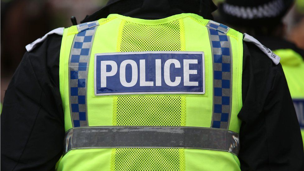 Clacton police officer who saved van driver in crash is commended - BBC ...