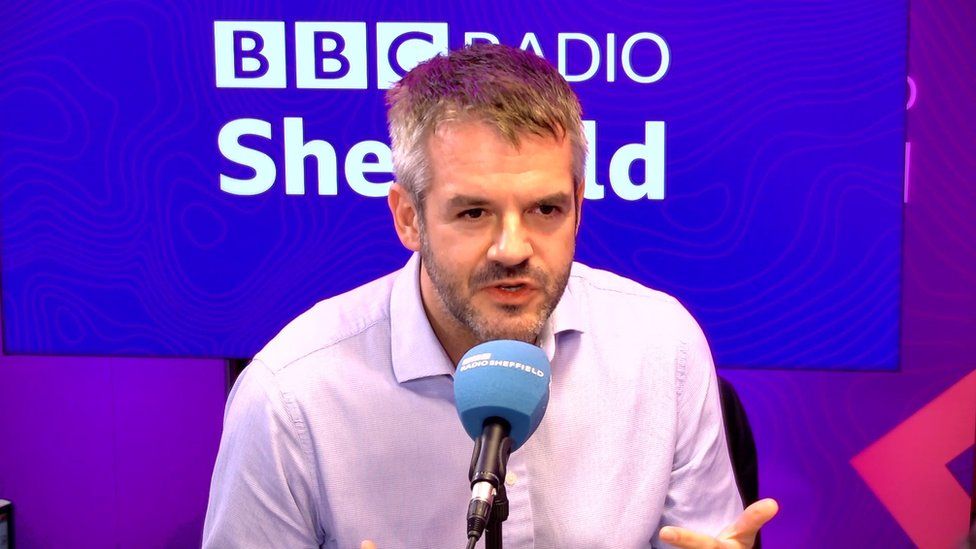 Nick Fletcher MP criticises Doncaster Sheffield Airport meetings - BBC News