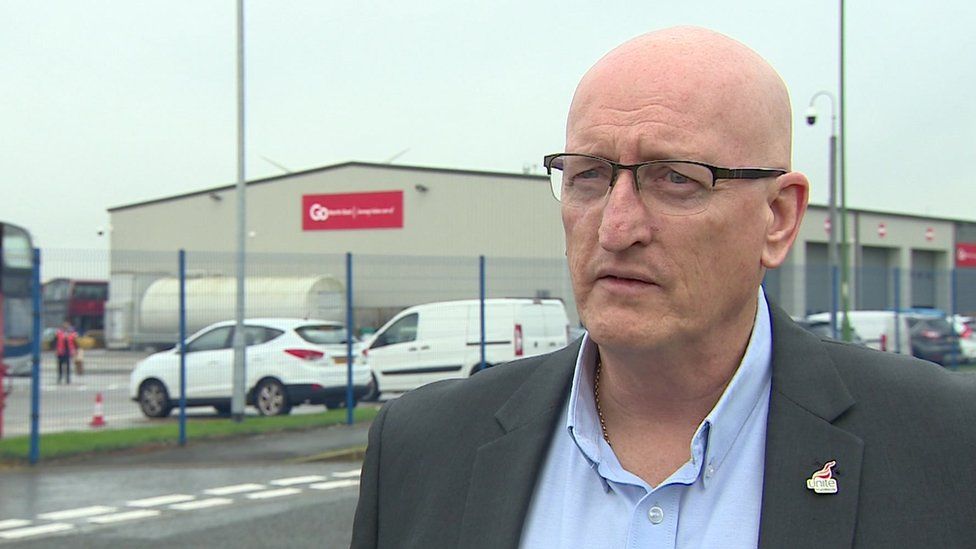 Go North East: Unite paying striking staff £70 per day - BBC News