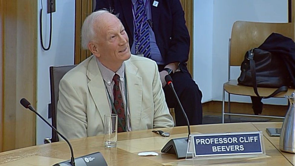 MSPs told bank closure process is a 'disgrace' - BBC News