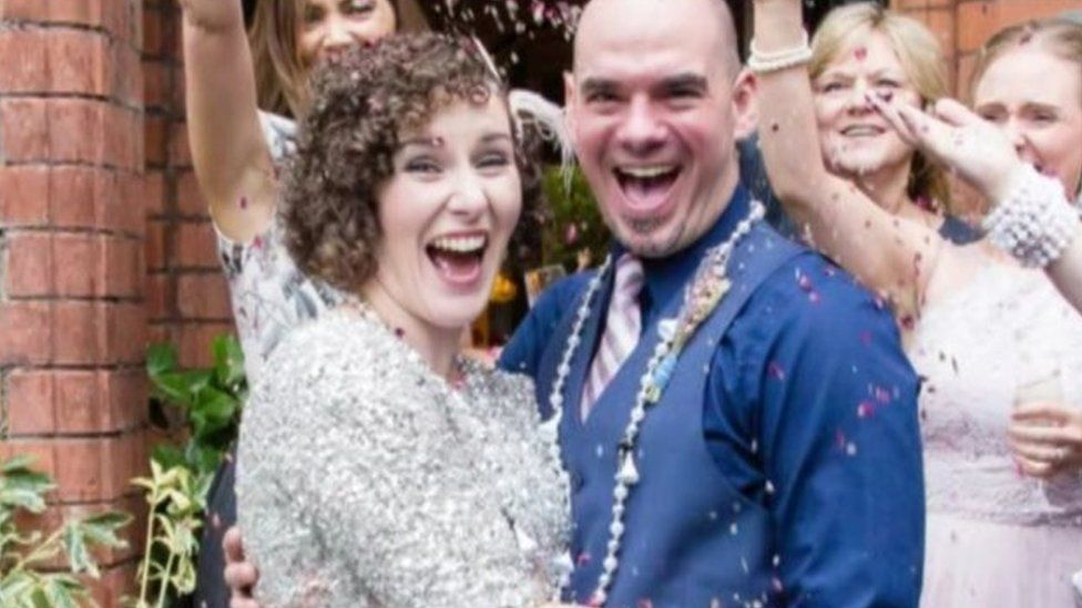 Signing up to cervical cancer trial was 'easy decision' - BBC News