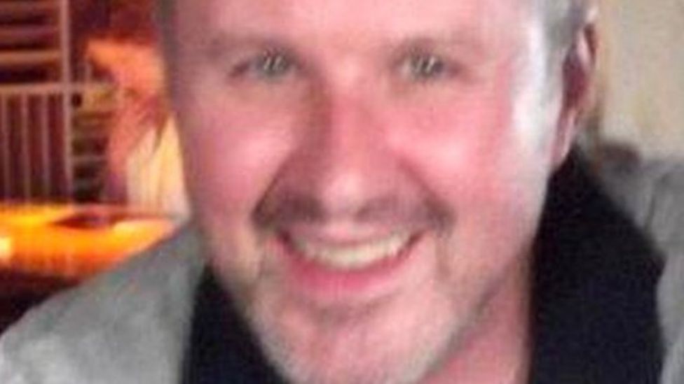 Steve Sutherland named as missing North Sea rig man - BBC News