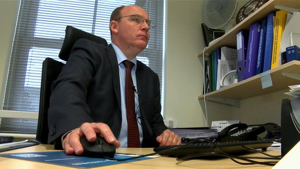 Police investigations taking longer to reach charges - BBC News