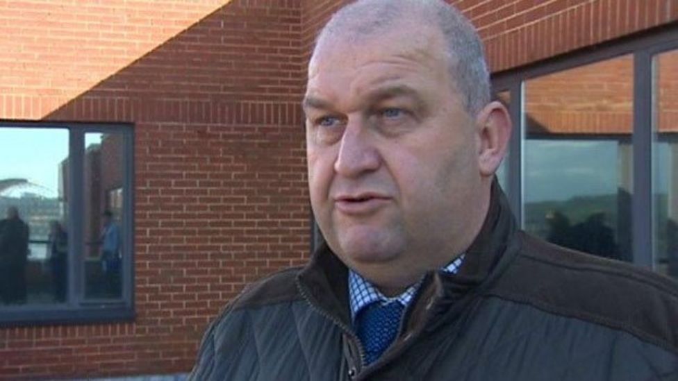 Funding of £2.9m announced for Barry flood protection - BBC News