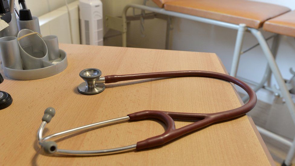 Missed GP appointments hits 117,000 in Cornwall - BBC News