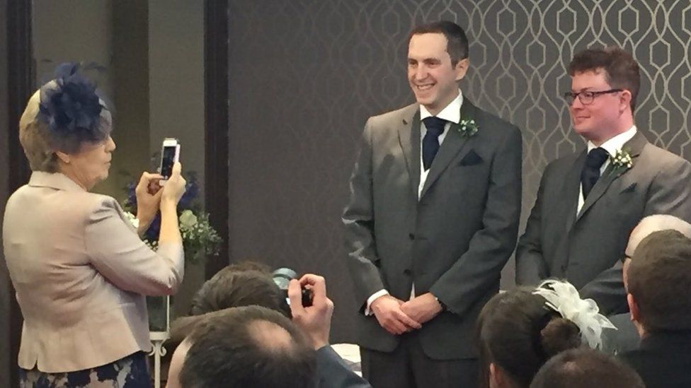 Lincolnshire snow heroes: Two weddings, a baby and a funeral - BBC News