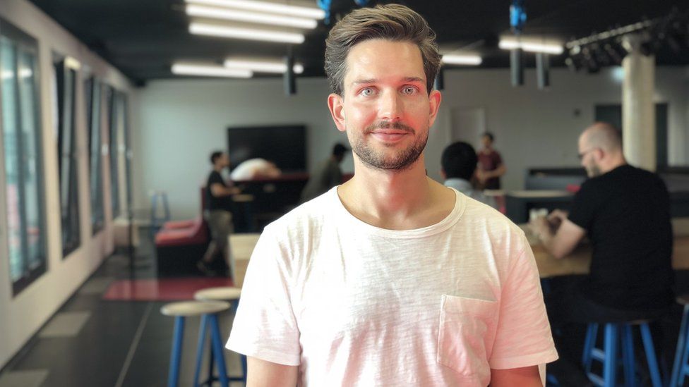 Berlin tech start-ups flex their muscles - BBC News