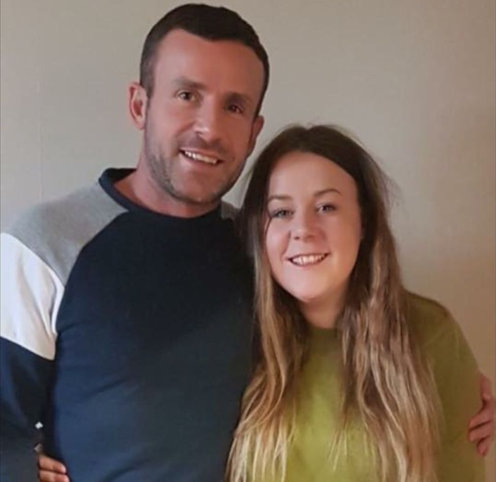 Dad asks: 'When did eyebrows become so important?' and rant goes viral ...