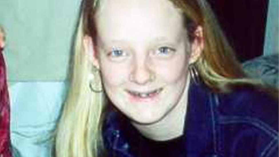 Danielle Jones murder: The schoolgirl who vanished at a bus stop - BBC News