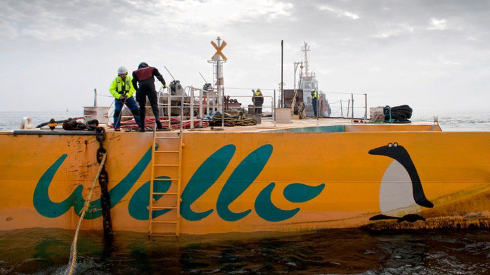 Cornwall Wave Hub uses more electricity than it produces - BBC News