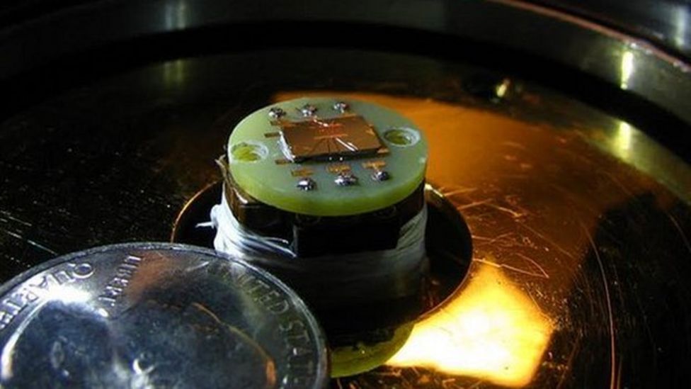 Step forward for computing by light - BBC News