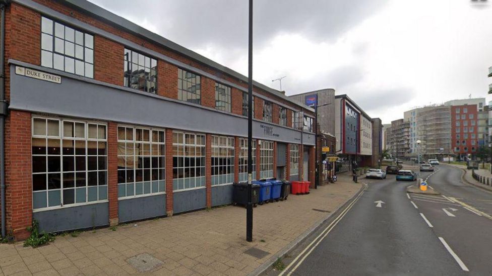 Six arrested after two hospitalised in Ipswich fight - BBC News