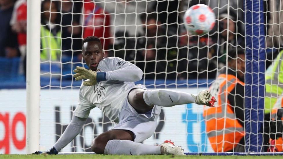 Chelsea suffer latest concerning home loss - BBC Sport