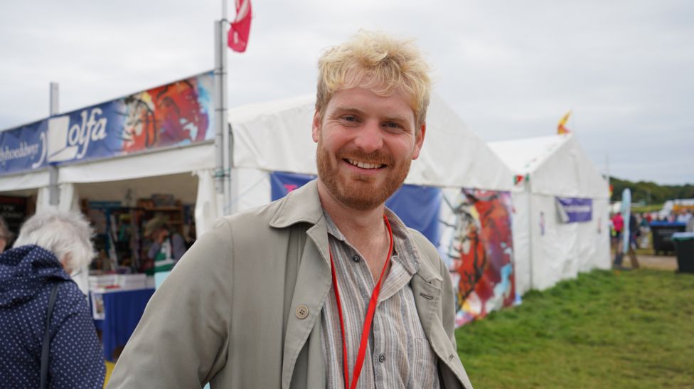 Dydd Mawrth: Eisteddfod Llŷn ac Eifionydd - BBC Cymru Fyw