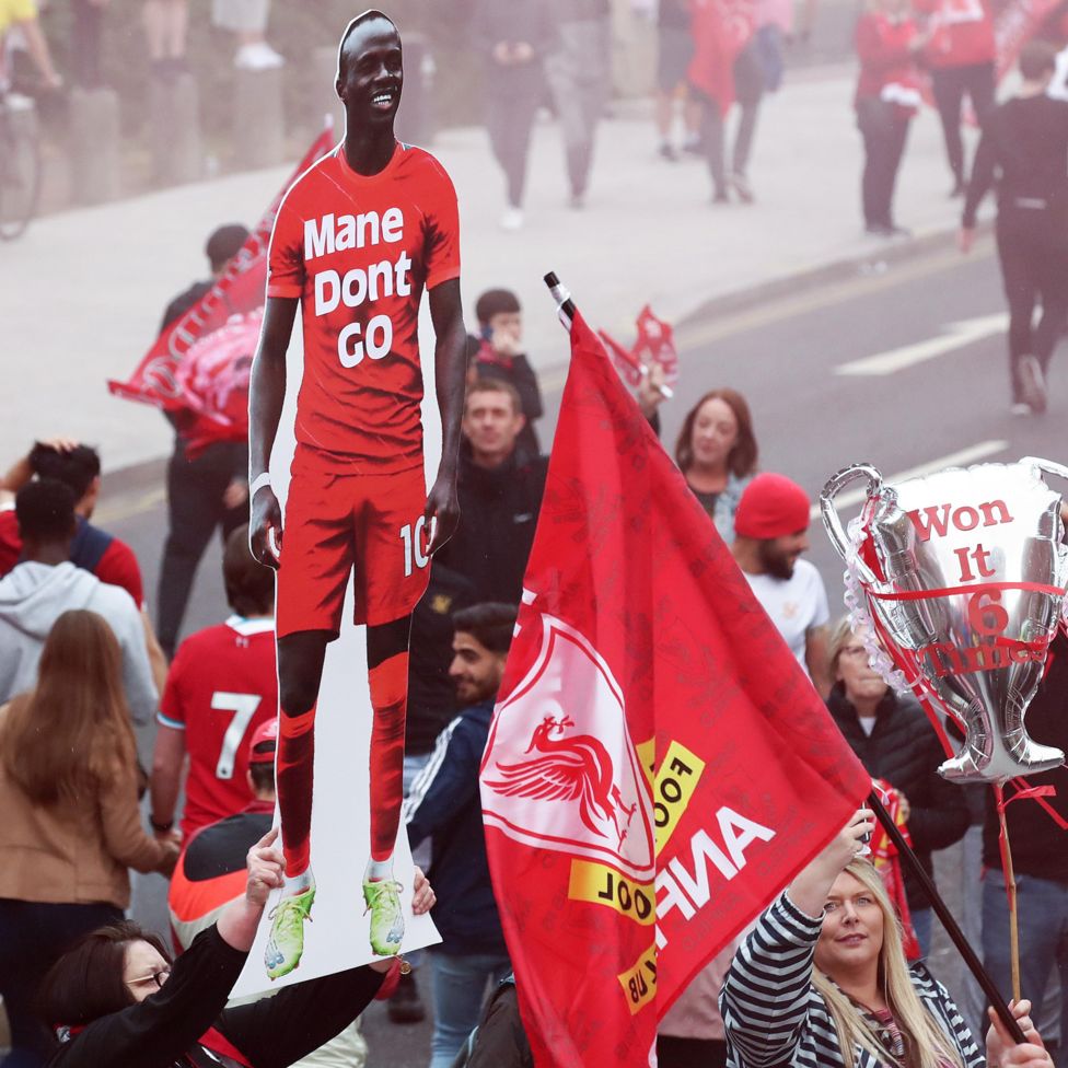 'It would be a massive blow to Liverpool if Mane left' - BBC Sport