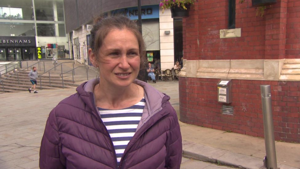 Biliau ynni blynyddol i godi £149 ym mis Hydref - BBC Cymru Fyw