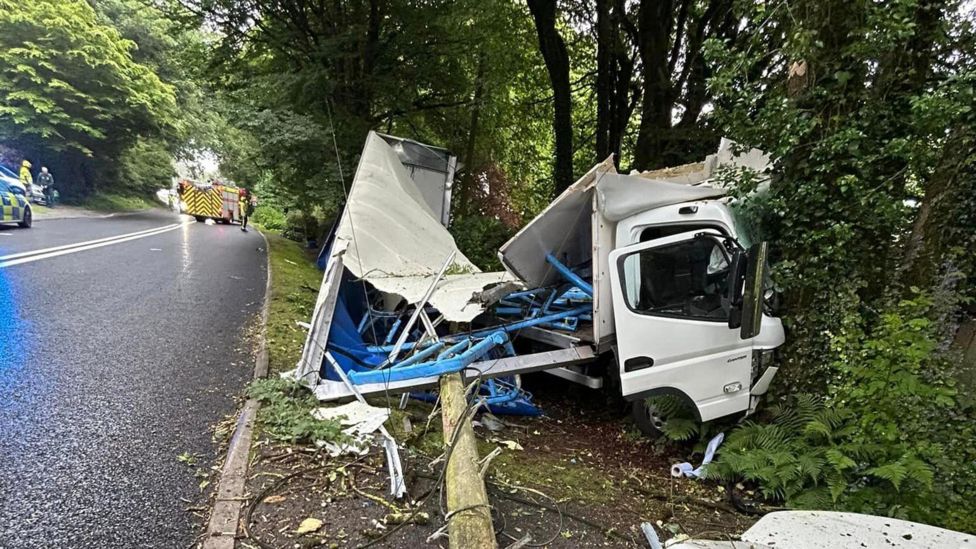 Devon telegraph pole 'completely destroyed' after lorry crash - BBC News