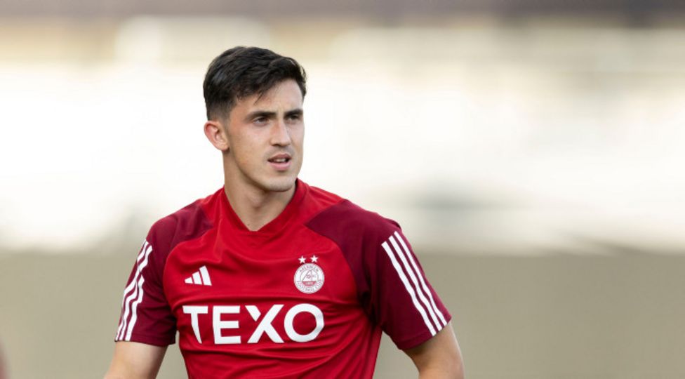 Hacken v Aberdeen: Team news - BBC Sport